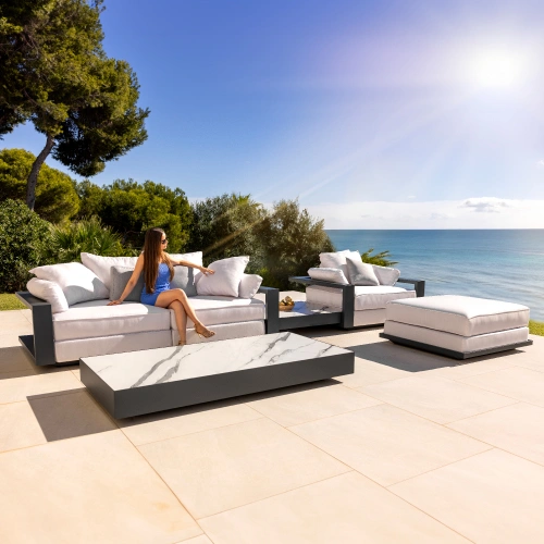The Most Iconic Modern Garden Furniture | THRONE